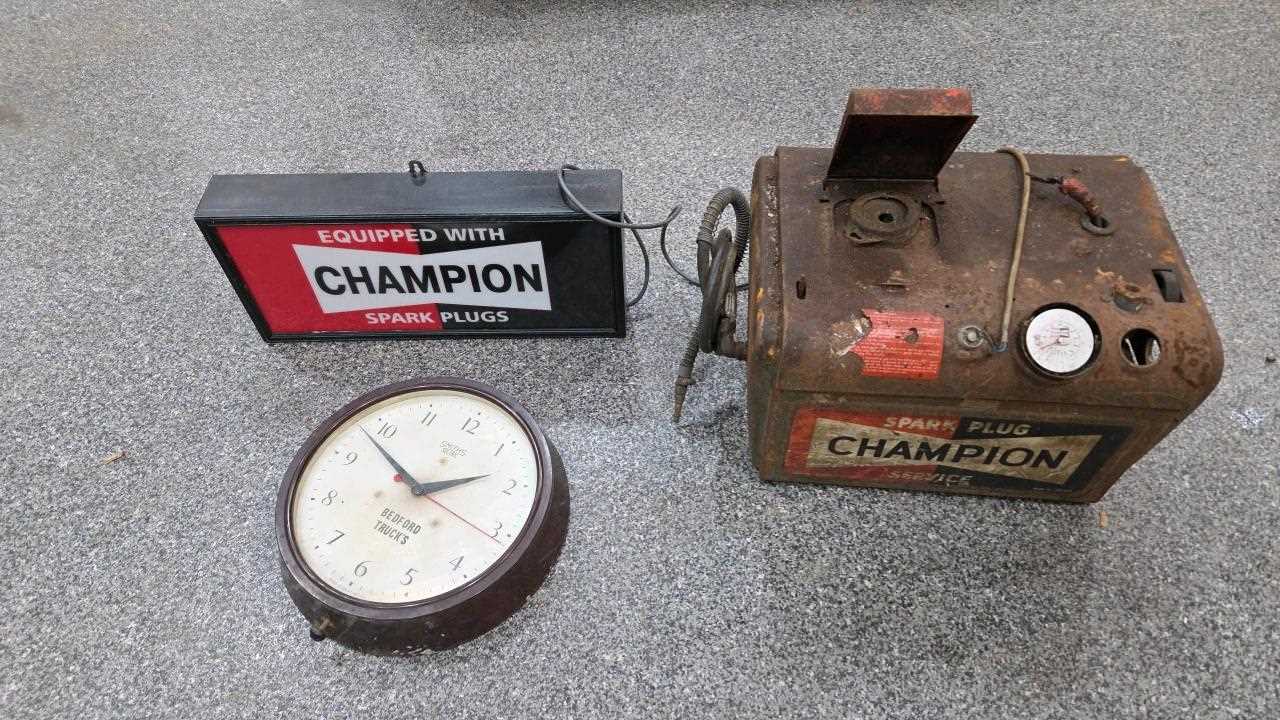 Lot 165 - CHAMPION LIGHT UP SIGN, CLOCK & SPARK PLUG